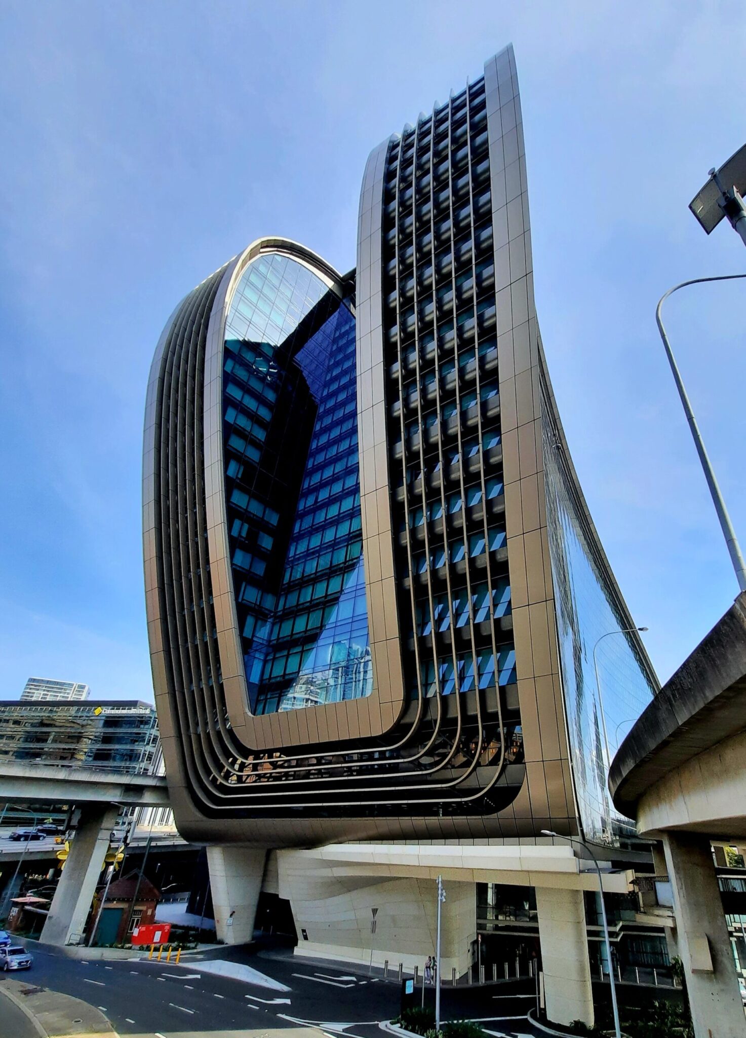 The Ribbon, Sydney – Rickard Engineering